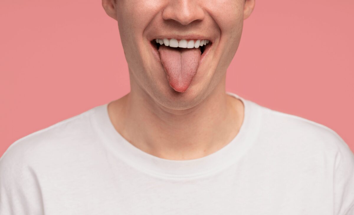 What Does a Healthy Tongue Look Like? | Advanced Indiana